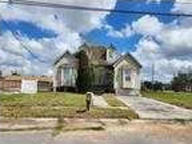 3 bedroom in New Orleans LA 70126