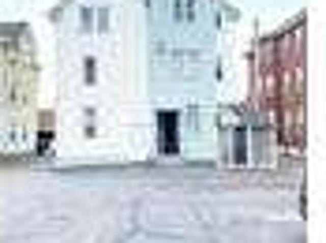 3 bedroom in New Britain CT 06051