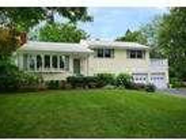 3 bedroom in New Canaan CT 06840