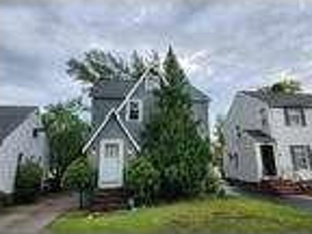 3 bedroom in South Euclid Ohio 44121