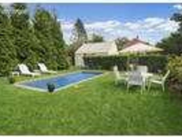 3 bedroom in Southampton New York 11968