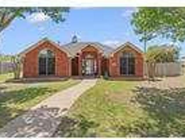 3 bedroom in Sachse TX 75048