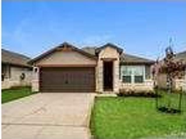 3 bedroom in Saint Hedwig TX 78152