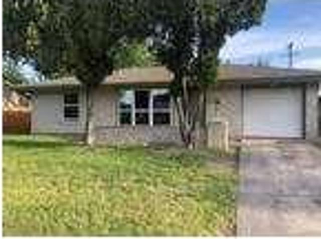 3 bedroom in San Antonio TX 78218