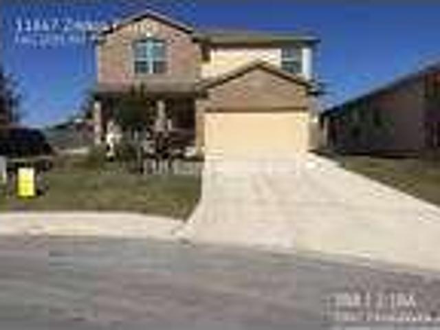 3 bedroom in San Antonio TX 78245