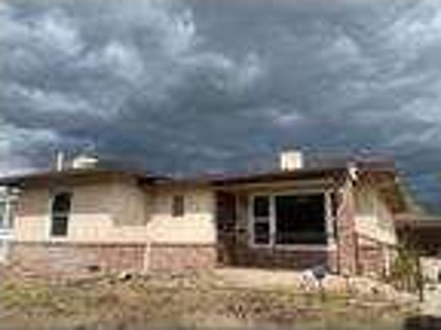 3 bedroom in San Bernardino CA 92405