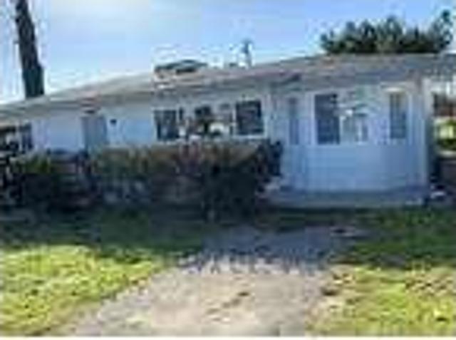 3 bedroom in San Bernardino CA 92410