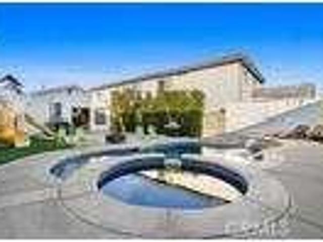 3 bedroom in San Pedro CA 90731