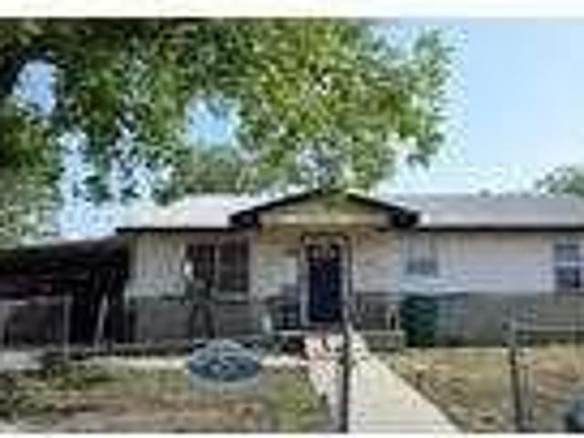 3 bedroom in Santa Anna Texas 76878