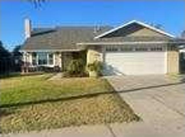 3 bedroom in Santa Maria California 93454
