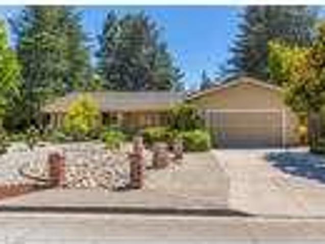 3 bedroom in Saratoga California 95070
