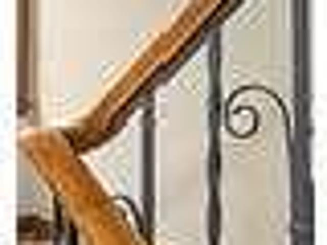 3 bedroom in Seattle WA 98105