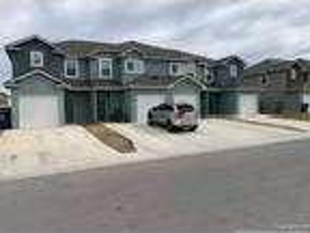 3 bedroom in Selma TX 78154