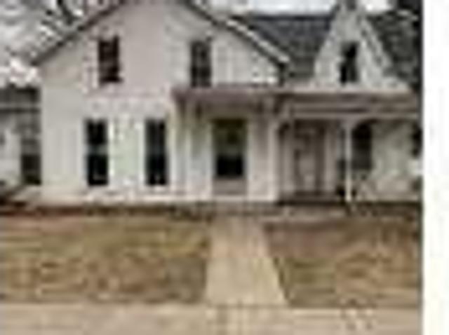 3 bedroom in Shannon IL 61078
