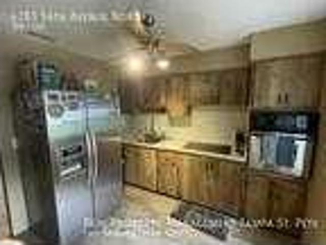 3 bedroom in St Petersburg FL 33714
