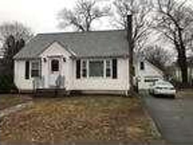 3 bedroom in Stoughton MA 02072