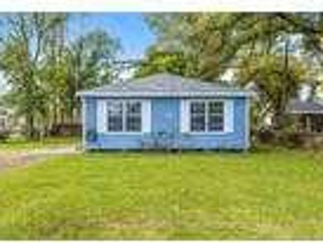 3 bedroom in Sulphur LA 70663