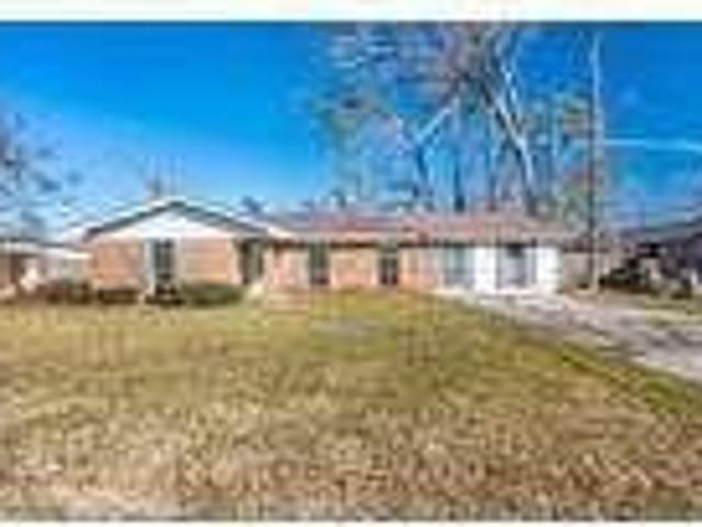 3 bedroom in Sulphur LA 70663