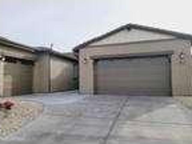 3 bedroom in Surprise Arizona 85388