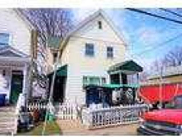 3 bedroom in Syracuse NY 13208