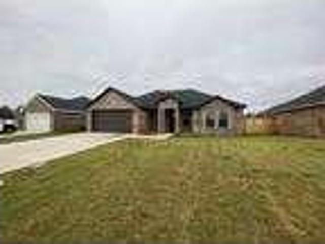 3 bedroom in Pottsboro TX 75076