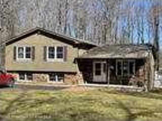 3 bedroom in Pocono Summit PA 18346