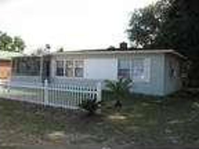 3 bedroom in Palatka FL 32177