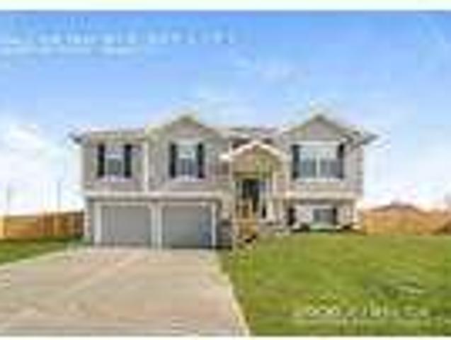 3 bedroom in Peculiar MO 64078