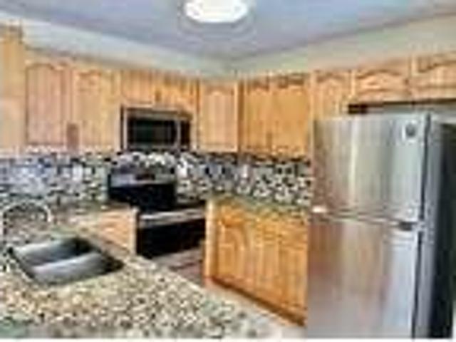 3 bedroom in Pembroke Pines FL 33029