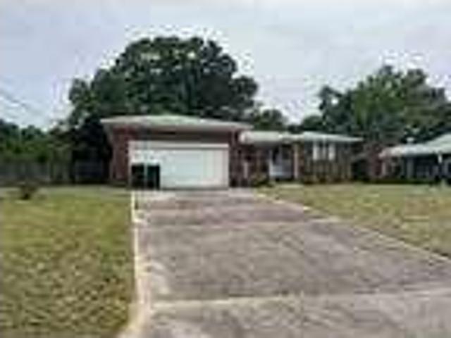 3 bedroom in Pensacola FL 32506