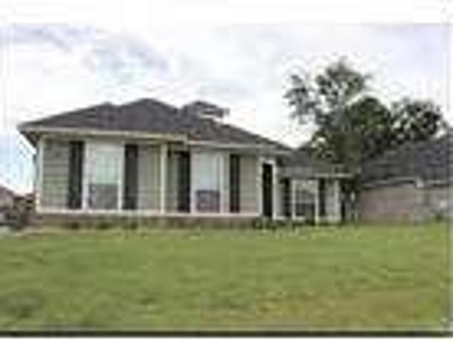 3 bedroom in Pensacola Florida 32526
