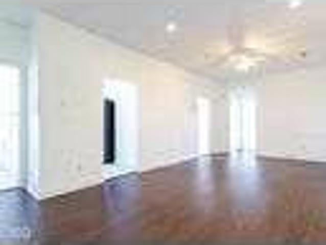 3 bedroom in Pittsburgh PA 15210