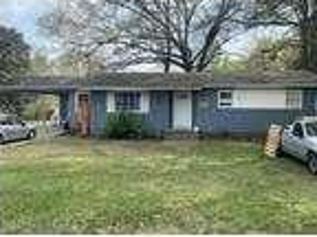 3 bedroom in Prentiss MS 39474
