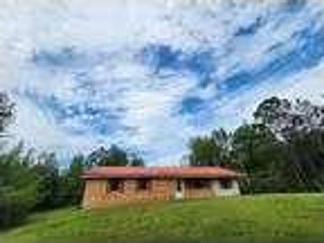 3 bedroom in Prentiss MS 39474