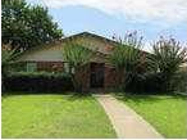 3 bedroom in Rowlett Texas 75088