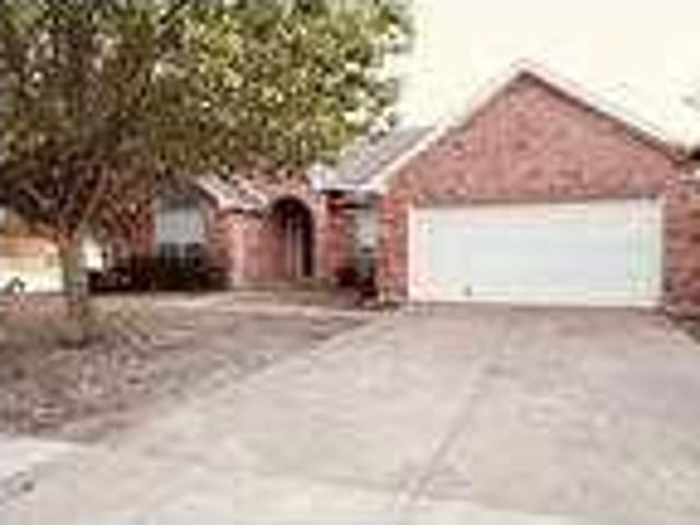 3 bedroom in Rowlett Texas 75089