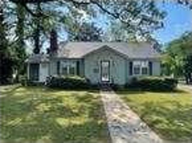 3 bedroom in Raeford NC 28376