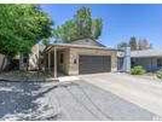 3 bedroom in Reno Nevada 89503