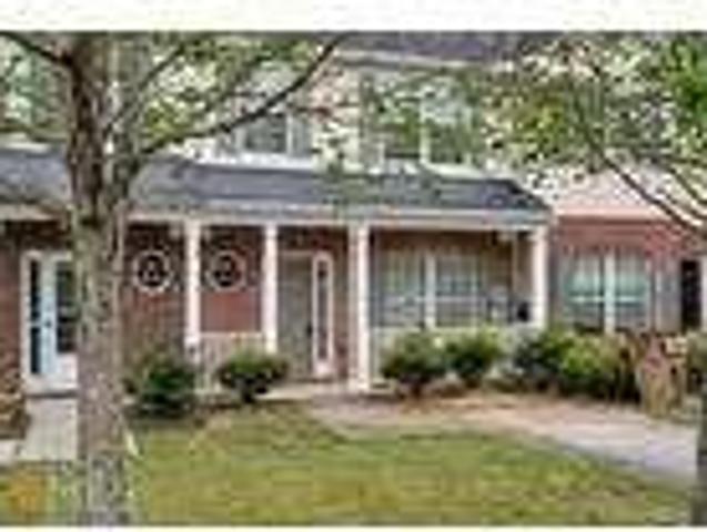 3 bedroom in Riverdale Georgia 30274