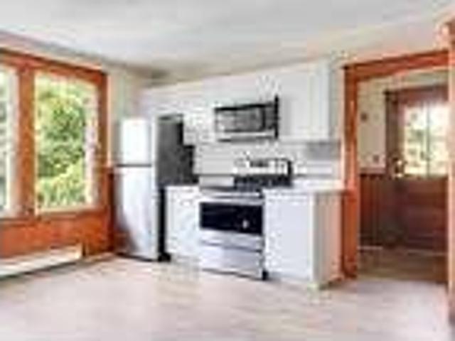 3 bedroom in Worcester Massachusetts 01610