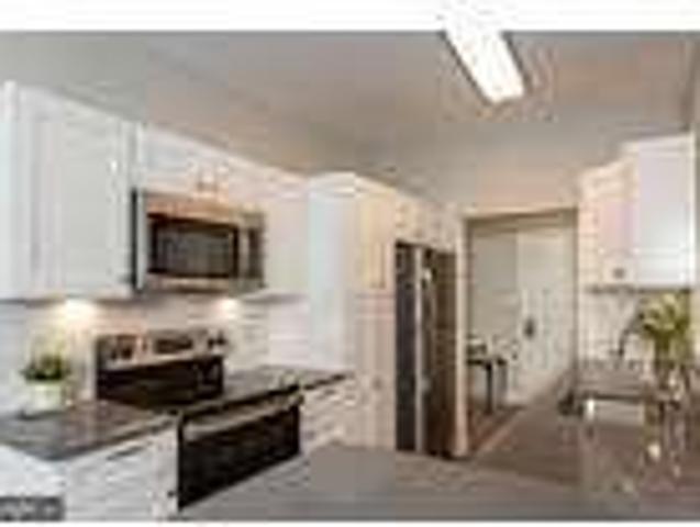 3 bedroom in Wayne PA 19087
