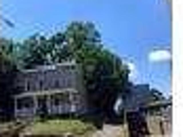 3 bedroom in Washington District of Columbia 20020