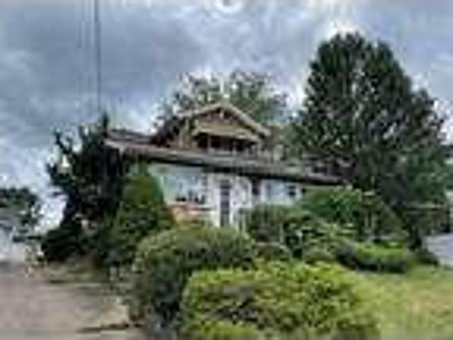 3 bedroom in Washington Pennsylvania 15301