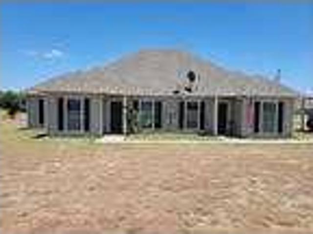 3 bedroom in Weatherford Texas 76088