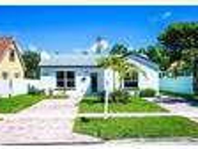 3 bedroom in West Palm Beach FL 33405