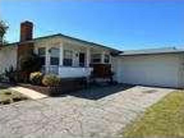 3 bedroom in Torrance CA 90503