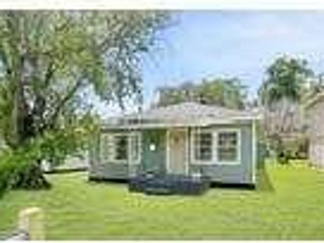3 bedroom in Texas City Texas 77591
