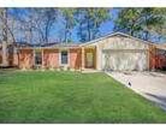 3 bedroom in The Woodlands Texas 77380
