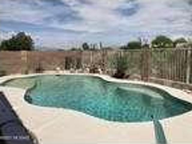 3 bedroom in Tucson Arizona 85745