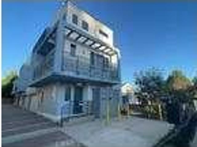 3 bedroom in Van Nuys California 91405